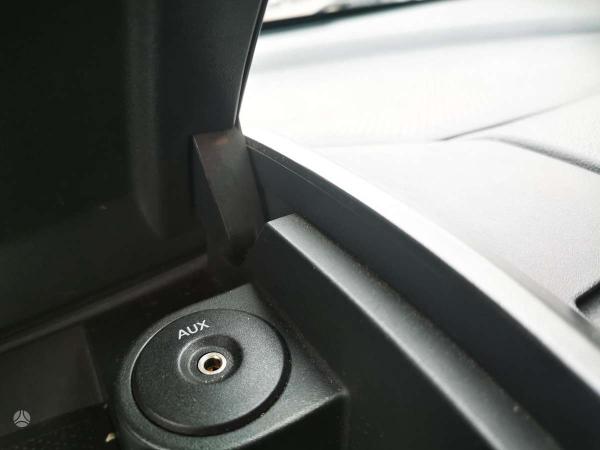 Ниссан Ноут 2007 в Вильнюс на AUTOMOTO.COM.LV Красный Ниссан Ноут 2007 в Вильнюс, объемом двигателя 1.40 л и пробегом 229 тыс. км за 1450 €, фото 7 на AUTOMOTO.COM.LV