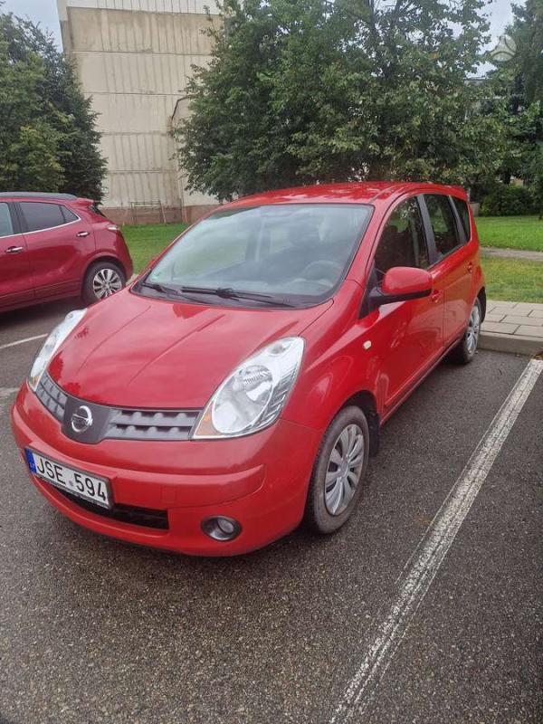 Nissan Note 2007 Viļņa vietnē Sarkans Nissan Note 2007 Viļņa, ar dzinēja tilpumu 1.39 L un nobraukumu 150 tūkst. km par 1750 €, foto 1 vietnē AUTOMOTO.COM.LV