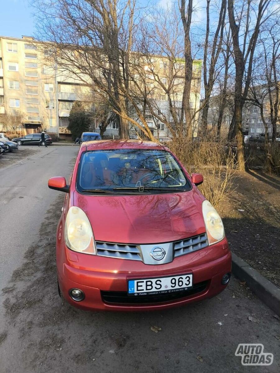 Sarkans Nissan Note 2008 Kauņa, ar dzinēja tilpumu 1.40 L un nobraukumu 235 tūkst. km par 1200 €, foto 7 vietnē AUTOMOTO.COM.LV