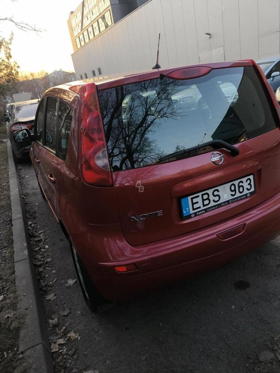 Sarkans Nissan Note 2008 Kauņa, ar dzinēja tilpumu 1.40 L un nobraukumu 235 tūkst. km par 1200 €, foto 11 vietnē AUTOMOTO.COM.LV