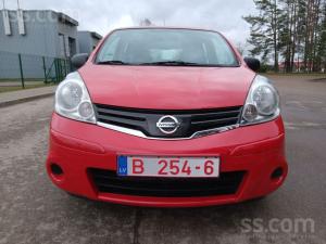 Red Nissan Note 2010 in Ogre, with an engine capacity of 1.40 L and mileage of 0 thousand km for 1999 €, photo 4 on AUTOMOTO.COM.LV