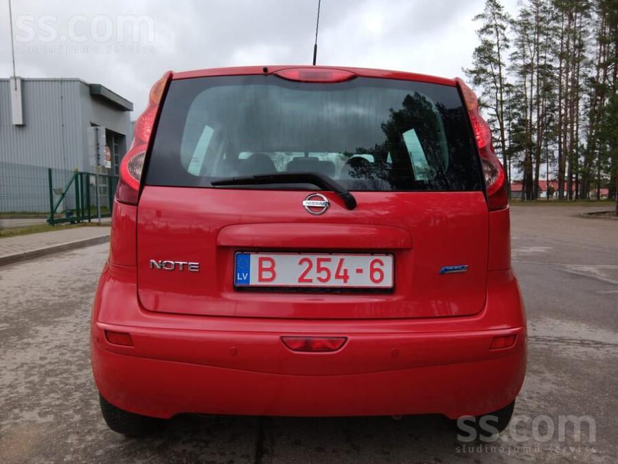 Red Nissan Note 2010 in Ogre, with an engine capacity of 1.40 L and mileage of 0 thousand km for 1999 €, photo 8 on AUTOMOTO.COM.LV