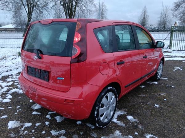 Red Nissan Note 2010 in Riga, with an engine capacity of 1.40 L and mileage of 147 thousand km for 3500 €, photo 5 on AUTOMOTO.COM.LV