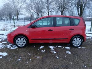 Red Nissan Note 2010 in Riga, with an engine capacity of 1.40 L and mileage of 147 thousand km for 3500 €, photo 7 on AUTOMOTO.COM.LV