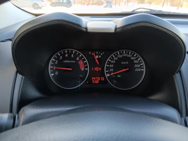Red Nissan Note 2010 in Riga, with an engine capacity of 1.40 L and mileage of 147 thousand km for 3500 €, photo 8 on AUTOMOTO.COM.LV