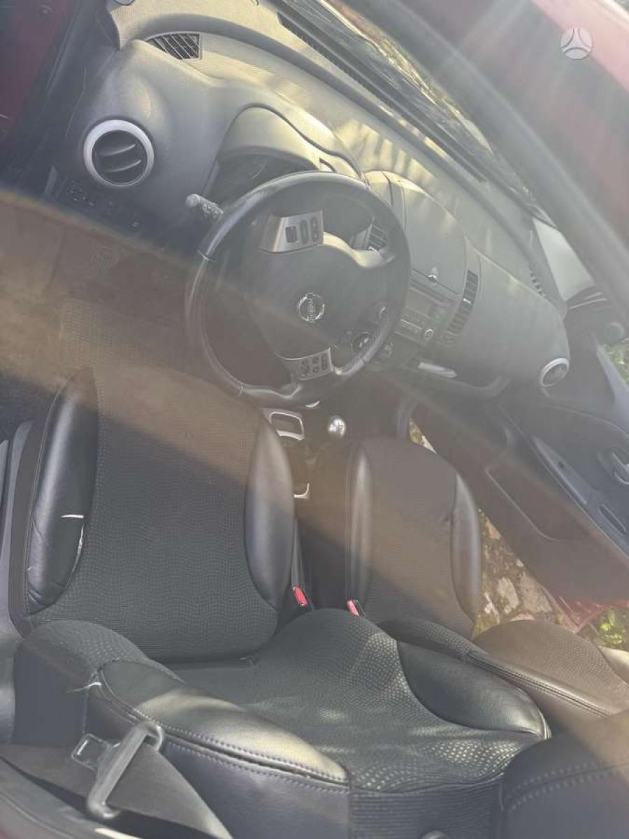 Red Nissan Note 2012 in Gargzdai, with an engine capacity of 1.39 L and mileage of 105 thousand km for 3550 €, photo 8 on AUTOMOTO.COM.LV