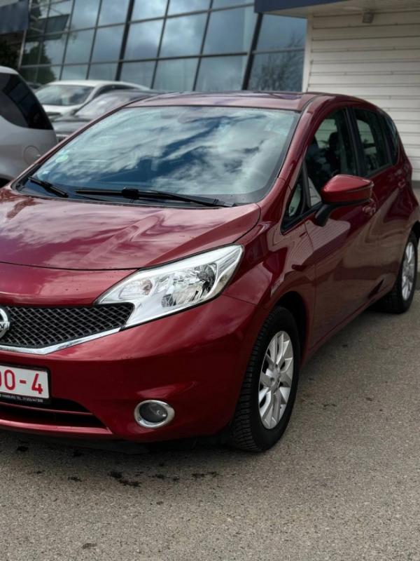 Red Nissan Note 2013 in Riga, with an engine capacity of 1.50 L and mileage of 149 thousand km for 5900 €, photo 3 on AUTOMOTO.COM.LV