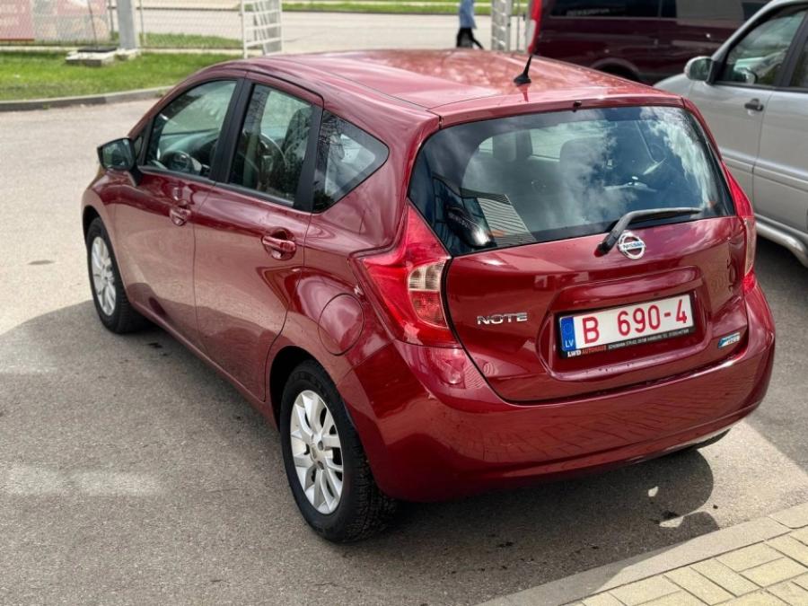 Red Nissan Note 2013 in Riga, with an engine capacity of 1.50 L and mileage of 149 thousand km for 5900 €, photo 9 on AUTOMOTO.COM.LV