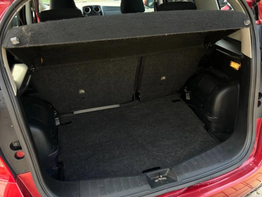 Red Nissan Note 2013 in Riga, with an engine capacity of 1.50 L and mileage of 149 thousand km for 5900 €, photo 12 on AUTOMOTO.COM.LV