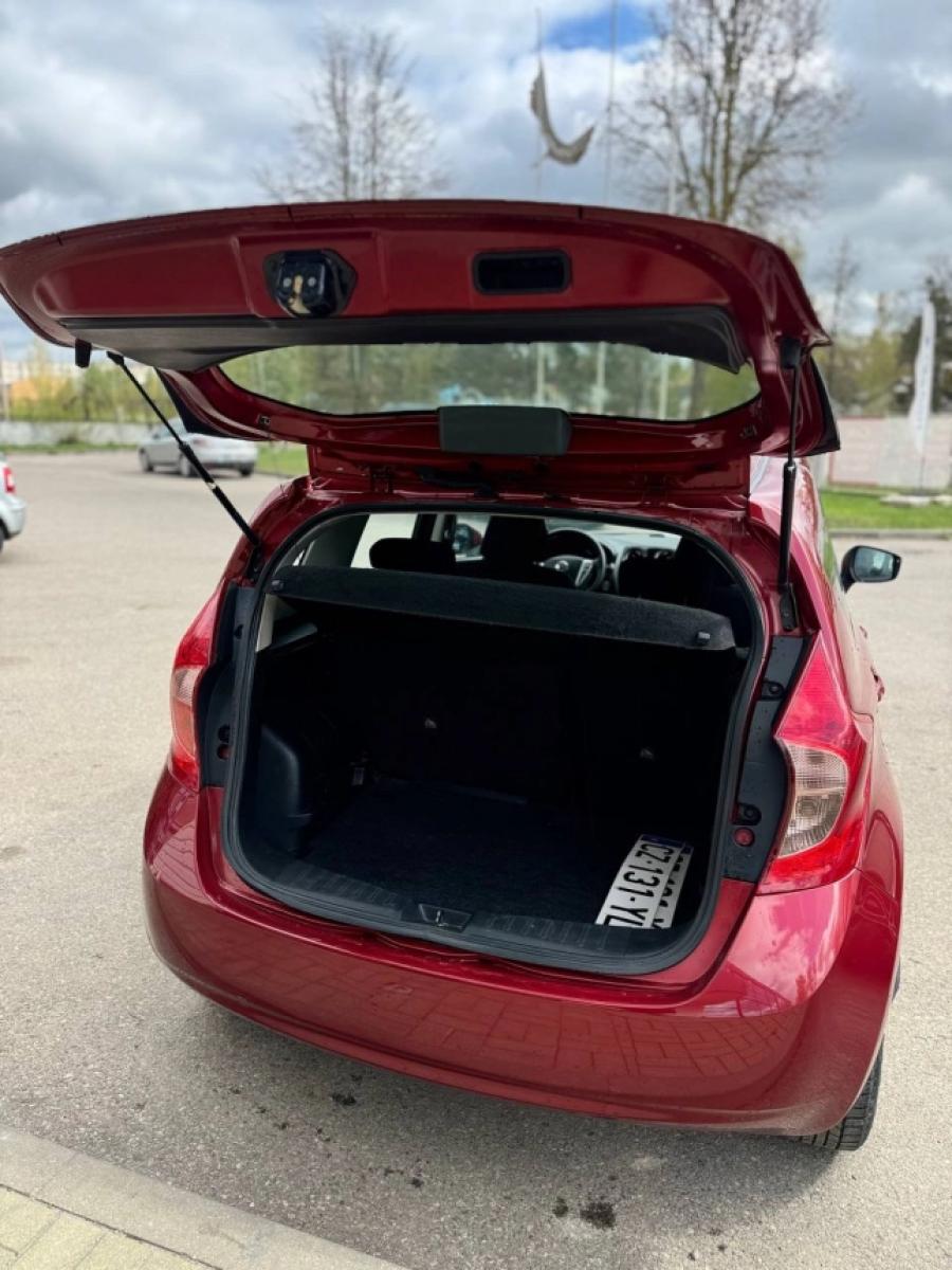 Red Nissan Note 2013 in Riga, with an engine capacity of 1.50 L and mileage of 149 thousand km for 5900 €, photo 21 on AUTOMOTO.COM.LV