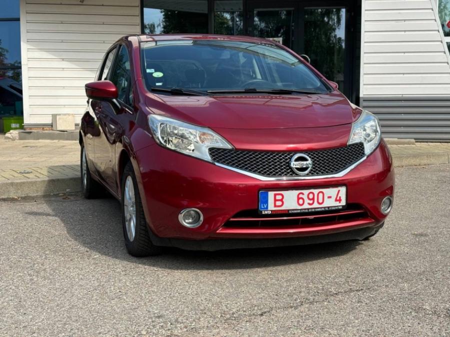 Red Nissan Note 2013 in Riga, with an engine capacity of 1.50 L and mileage of 149 thousand km for 5900 €, photo 35 on AUTOMOTO.COM.LV