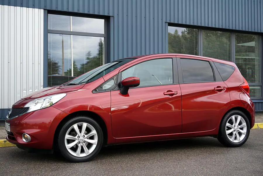 Red Nissan Note 2013 in Riga, with an engine capacity of 1.50 L and mileage of 194 thousand km for 4500 €, photo 6 on AUTOMOTO.COM.LV