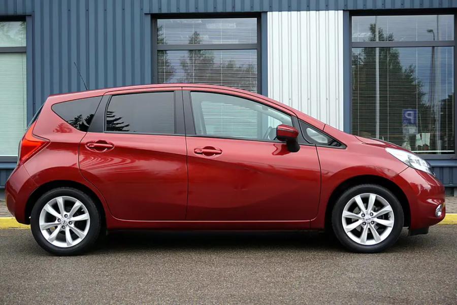 Red Nissan Note 2013 in Riga, with an engine capacity of 1.50 L and mileage of 194 thousand km for 4500 €, photo 12 on AUTOMOTO.COM.LV