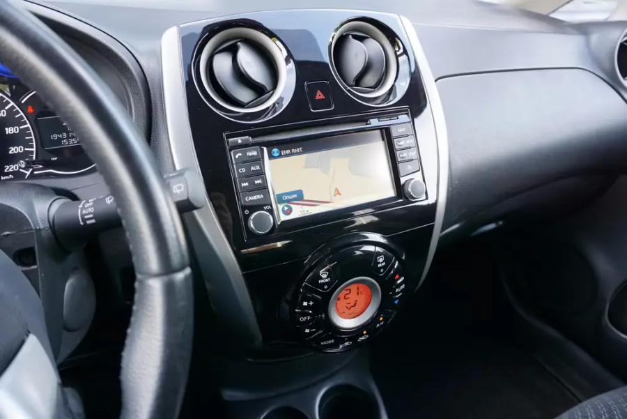 Red Nissan Note 2013 in Riga, with an engine capacity of 1.50 L and mileage of 194 thousand km for 4500 €, photo 23 on AUTOMOTO.COM.LV