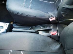 Red Nissan Note 2013 in Vilnius, with an engine capacity of 1.60 L and mileage of 167 thousand km for 4650 €, photo 20 on AUTOMOTO.COM.LV