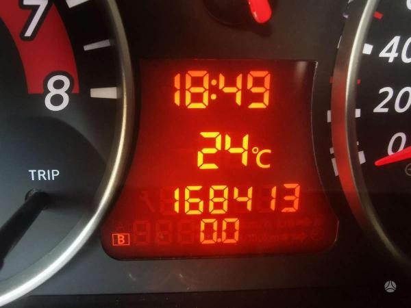 Sarkans Nissan Note 2013 Viļņa, ar dzinēja tilpumu 1.60 L un nobraukumu 167 tūkst. km par 4650 €, foto 3 vietnē AUTOMOTO.COM.LV