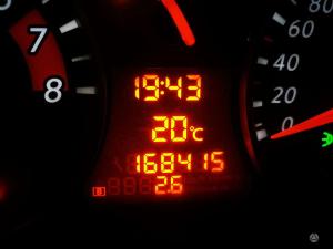 Red Nissan Note 2013 in Vilnius, with an engine capacity of 1.60 L and mileage of 167 thousand km for 4650 €, photo 3 on AUTOMOTO.COM.LV