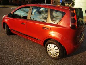 Red Nissan Note 2013 in Vilnius, with an engine capacity of 1.60 L and mileage of 167 thousand km for 4650 €, photo 6 on AUTOMOTO.COM.LV