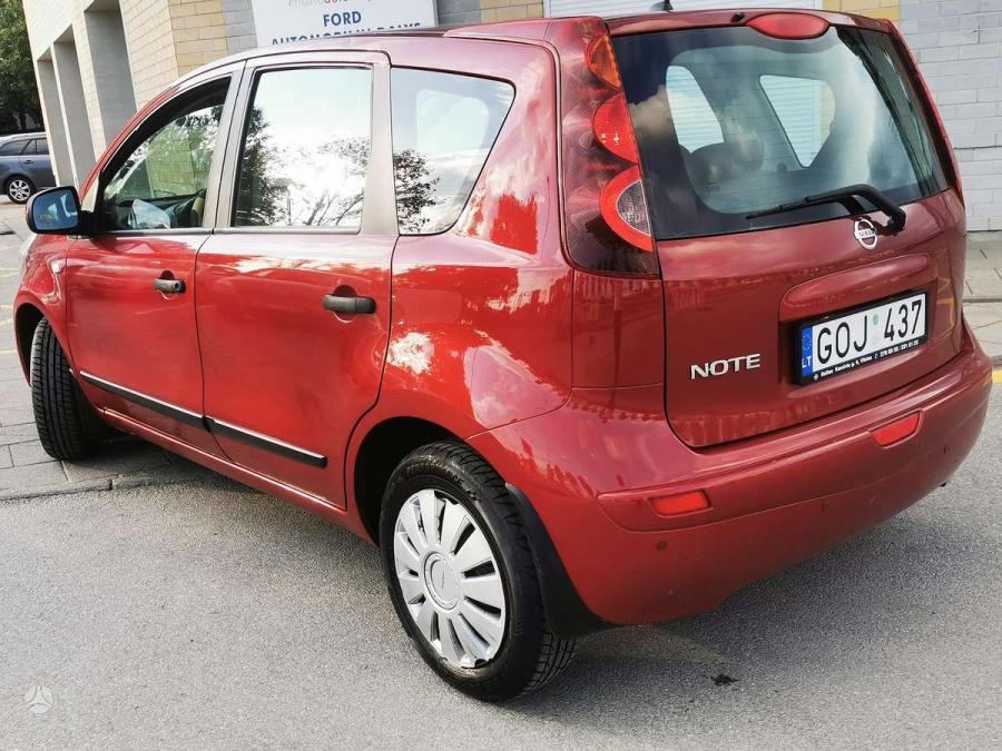 Red Nissan Note 2013 in Vilnius, with an engine capacity of 1.60 L and mileage of 167 thousand km for 4650 €, photo 19 on AUTOMOTO.COM.LV