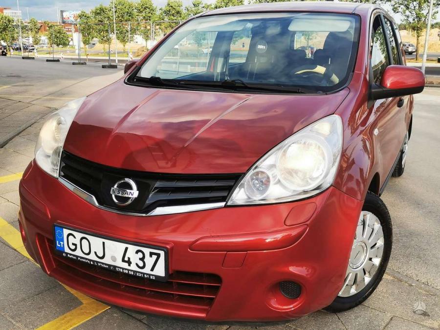 Red Nissan Note 2013 in Vilnius, with an engine capacity of 1.60 L and mileage of 167 thousand km for 4650 €, photo 21 on AUTOMOTO.COM.LV