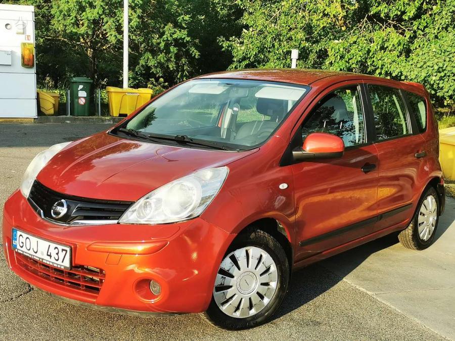 Red Nissan Note 2013 in Vilnius, with an engine capacity of 1.60 L and mileage of 167 thousand km for 4650 €, photo 24 on AUTOMOTO.COM.LV