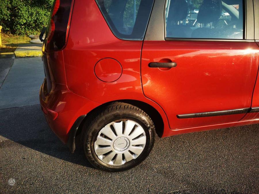 Red Nissan Note 2013 in Vilnius, with an engine capacity of 1.60 L and mileage of 167 thousand km for 4650 €, photo 32 on AUTOMOTO.COM.LV