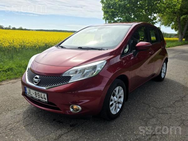 Red Nissan Note 2014 in Riga, with an engine capacity of 1.20 L and mileage of 294 thousand km for 3470 €, photo 1 on AUTOMOTO.COM.LV