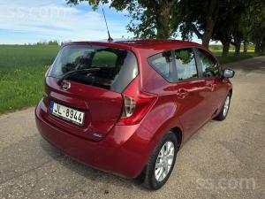 Red Nissan Note 2014 in Riga, with an engine capacity of 1.20 L and mileage of 294 thousand km for 3470 €, photo 3 on AUTOMOTO.COM.LV
