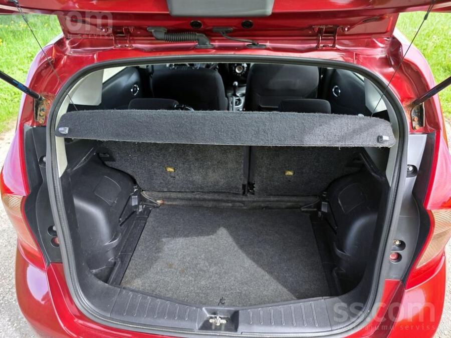 Red Nissan Note 2014 in Riga, with an engine capacity of 1.20 L and mileage of 294 thousand km for 3470 €, photo 6 on AUTOMOTO.COM.LV