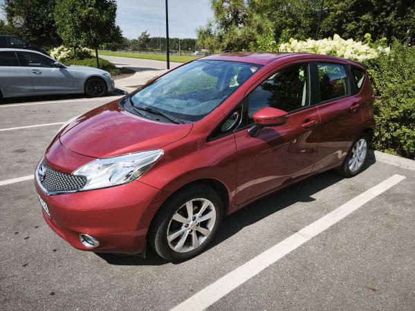 Red Nissan Note 2014 in Vilnius, with an engine capacity of 1.20 L and mileage of 134 thousand km for 4700 €, photo 2 on AUTOMOTO.COM.LV
