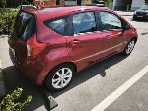 Red Nissan Note 2014 in Vilnius, with an engine capacity of 1.20 L and mileage of 134 thousand km for 4700 €, photo 5 on AUTOMOTO.COM.LV