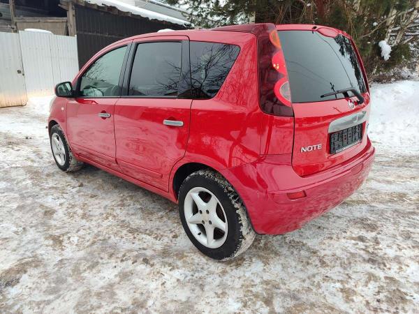Sarkans Nissan Note 2009 Viļņa, ar dzinēja tilpumu 1.40 L un nobraukumu 165 tūkst. km par 2450 €, foto 5 vietnē AUTOMOTO.COM.LV