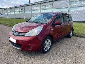 Sarkans Nissan Note 2011 Tauragė, ar dzinēja tilpumu 1.40 L un nobraukumu 300 tūkst. km par 1600 €, foto  vietnē AUTOMOTO.COM.LV