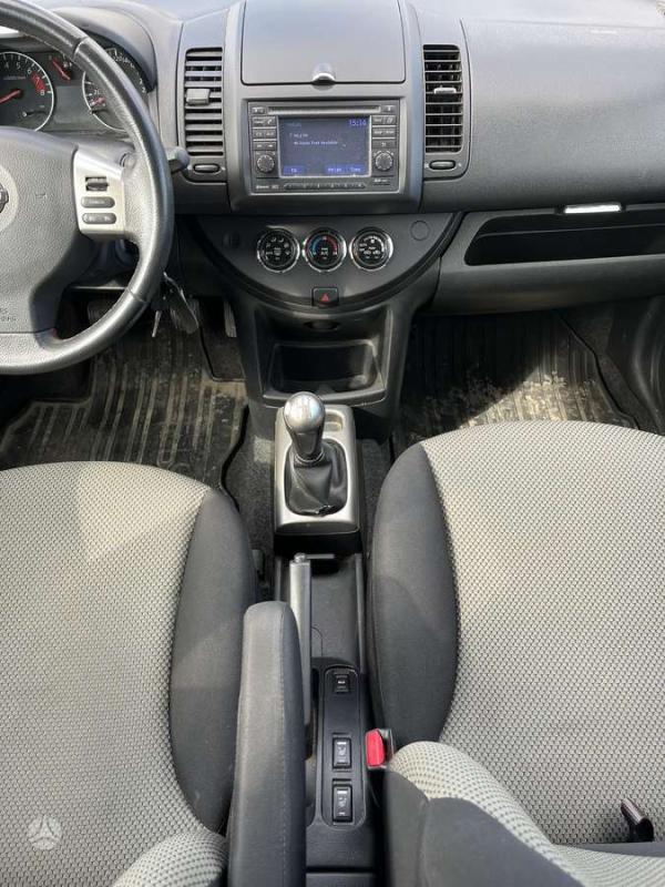 Sarkans Nissan Note 2011 Tauragė, ar dzinēja tilpumu 1.40 L un nobraukumu 300 tūkst. km par 1600 €, foto 10 vietnē AUTOMOTO.COM.LV