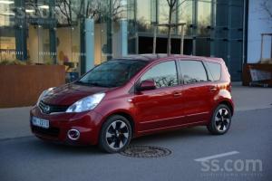 Красный Ниссан Ноут 2012 в Рига, объемом двигателя 1.50 л и пробегом 136 тыс. км за 4200 €, фото  на AUTOMOTO.COM.LV