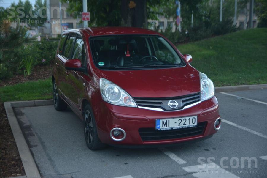 Sarkans Nissan Note 2012 Rīga, ar dzinēja tilpumu 1.50 L un nobraukumu 138 tūkst. km par 3900 €, foto 4 vietnē AUTOMOTO.COM.LV
