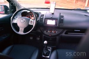 Sarkans Nissan Note 2012 Rīga, ar dzinēja tilpumu 1.50 L un nobraukumu 138 tūkst. km par 3900 €, foto 10 vietnē AUTOMOTO.COM.LV