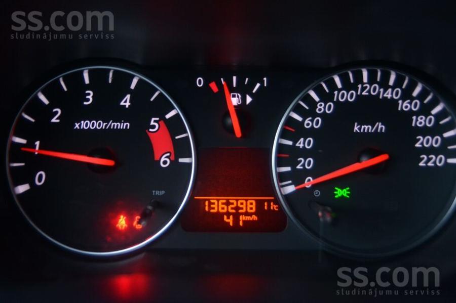 Sarkans Nissan Note 2012 Rīga, ar dzinēja tilpumu 1.50 L un nobraukumu 138 tūkst. km par 3900 €, foto 11 vietnē AUTOMOTO.COM.LV