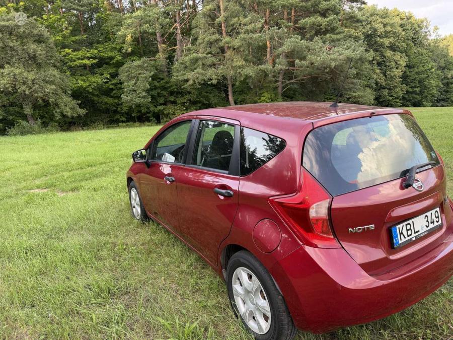 Sarkans Nissan Note 2016 Viļņa, ar dzinēja tilpumu 1.20 L un nobraukumu 74 tūkst. km par 4200 €, foto 5 vietnē AUTOMOTO.COM.LV