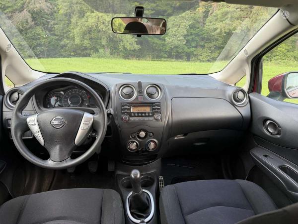 Red Nissan Note 2016 in Vilnius, with an engine capacity of 1.20 L and mileage of 74 thousand km for 4200 €, photo 5 on AUTOMOTO.COM.LV