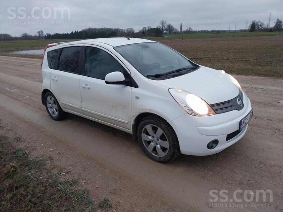 Balts Nissan Note 2008 Talsi, ar dzinēja tilpumu 1.50 L un nobraukumu 371 tūkst. km par 1000 €, foto 3 vietnē AUTOMOTO.COM.LV