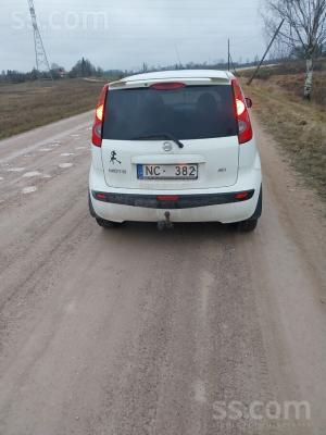Balts Nissan Note 2008 Talsi, ar dzinēja tilpumu 1.50 L un nobraukumu 371 tūkst. km par 1000 €, foto 4 vietnē AUTOMOTO.COM.LV