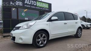 White Nissan Note 2011 in Riga, with an engine capacity of 1.50 L and mileage of 298 thousand km for 3490 €, photo 4 on AUTOMOTO.COM.LV