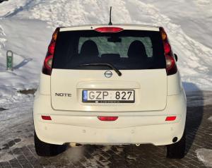White Nissan Note 2012 in Vilnius, with an engine capacity of 1.60 L and mileage of 300 thousand km for 2900 €, photo 7 on AUTOMOTO.COM.LV