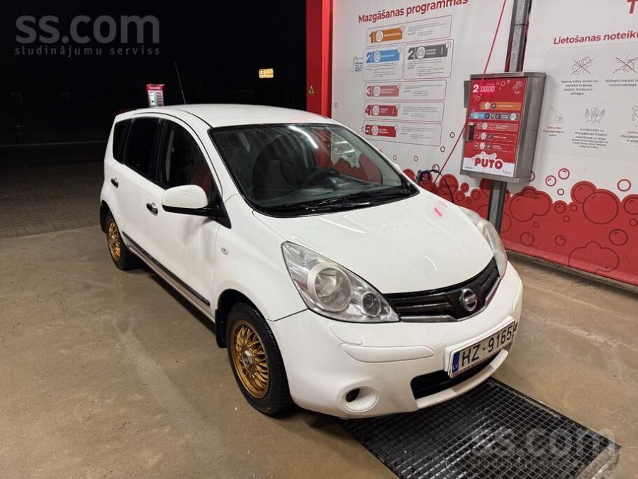Balts Nissan Note 2012 Rīga, ar dzinēja tilpumu 1.40 L un nobraukumu 291 tūkst. km par 1550 €, foto 3 vietnē AUTOMOTO.COM.LV
