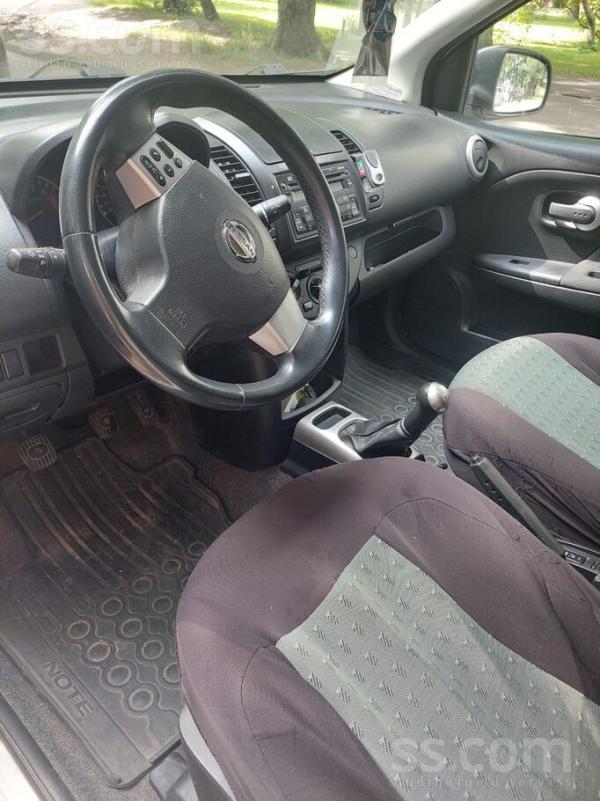 Balts Nissan Note 2012 Rīga, ar dzinēja tilpumu 1.40 L un nobraukumu 336 tūkst. km par 1500 €, foto 10 vietnē AUTOMOTO.COM.LV