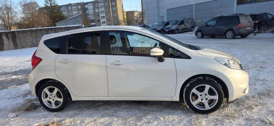 Balts Nissan Note 2013 Marijampole, ar dzinēja tilpumu 1.46 L un nobraukumu 244 tūkst. km par 3200 €, foto 5 vietnē AUTOMOTO.COM.LV