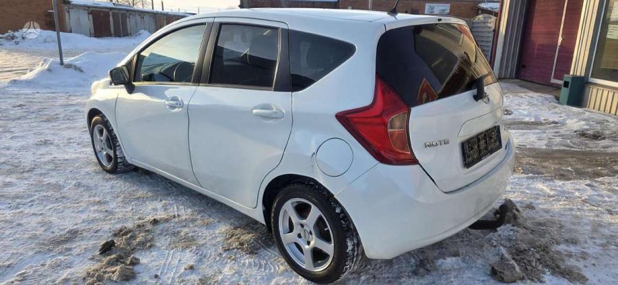 Balts Nissan Note 2013 Marijampole, ar dzinēja tilpumu 1.46 L un nobraukumu 244 tūkst. km par 3200 €, foto 6 vietnē AUTOMOTO.COM.LV