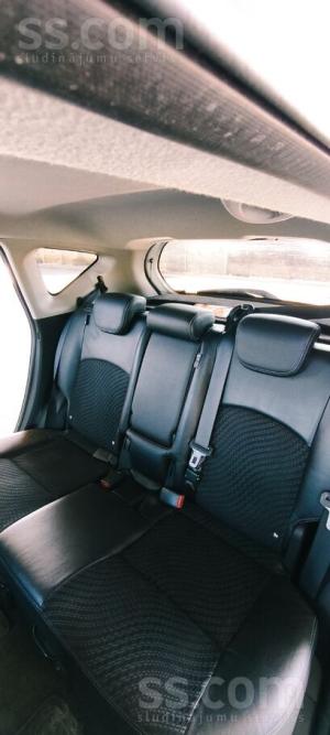 White Nissan Note 2013 in Daugavpils, with an engine capacity of 1.50 L and mileage of 145 thousand km for 4950 €, photo 10 on AUTOMOTO.COM.LV