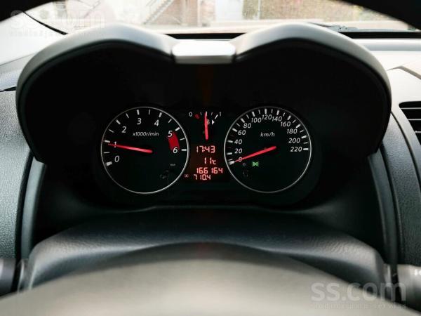White Nissan Note 2013 in Jelgava, with an engine capacity of 1.50 L and mileage of 167 thousand km for 3290 €, photo 8 on AUTOMOTO.COM.LV